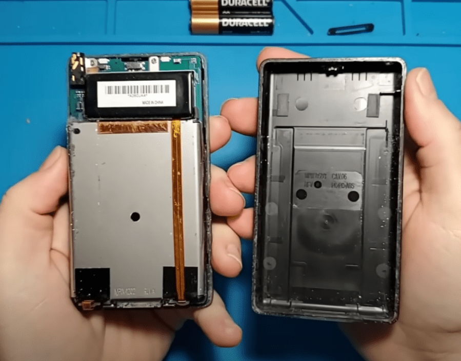 How I Built a Super Microsoft Zune – Mad Mod Labs