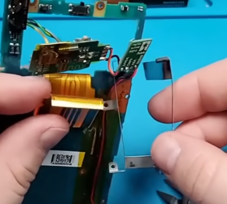 How I Built a Super Microsoft Zune – Mad Mod Labs