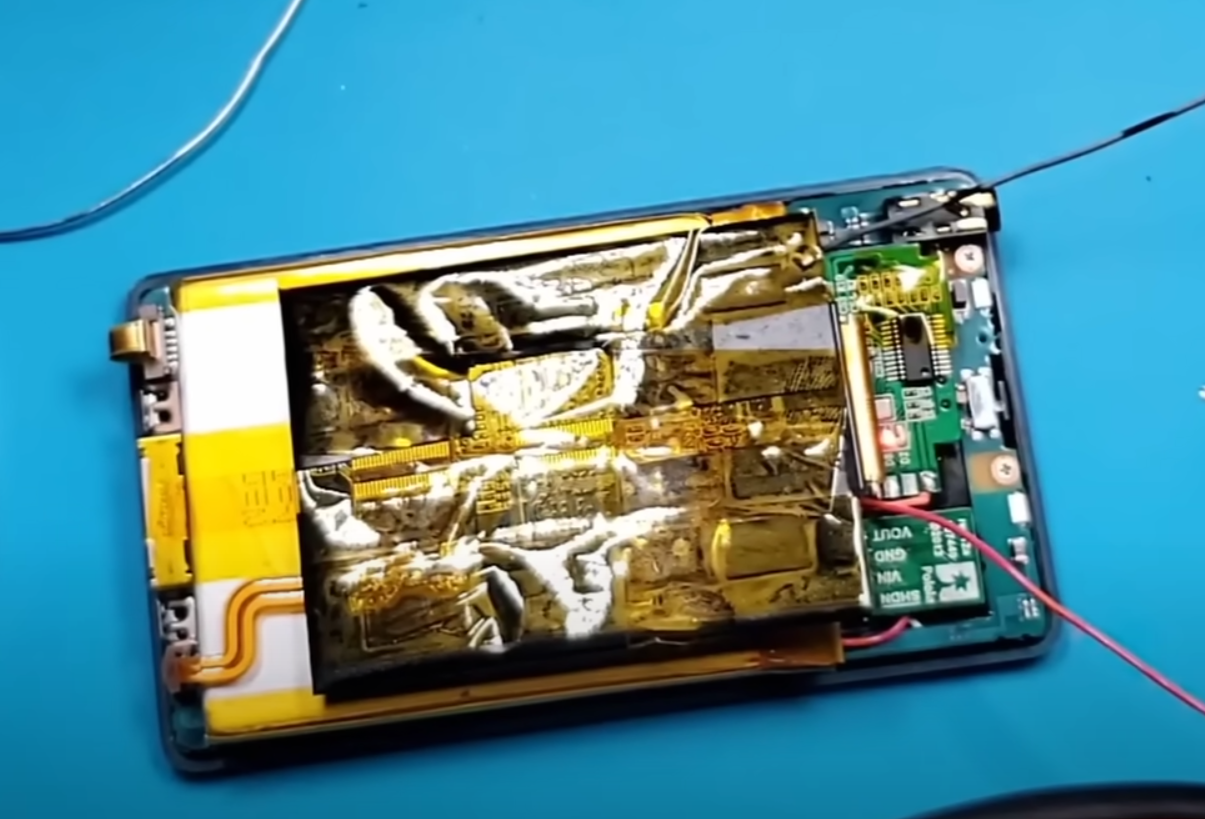 How I Built a Super Microsoft Zune – Mad Mod Labs